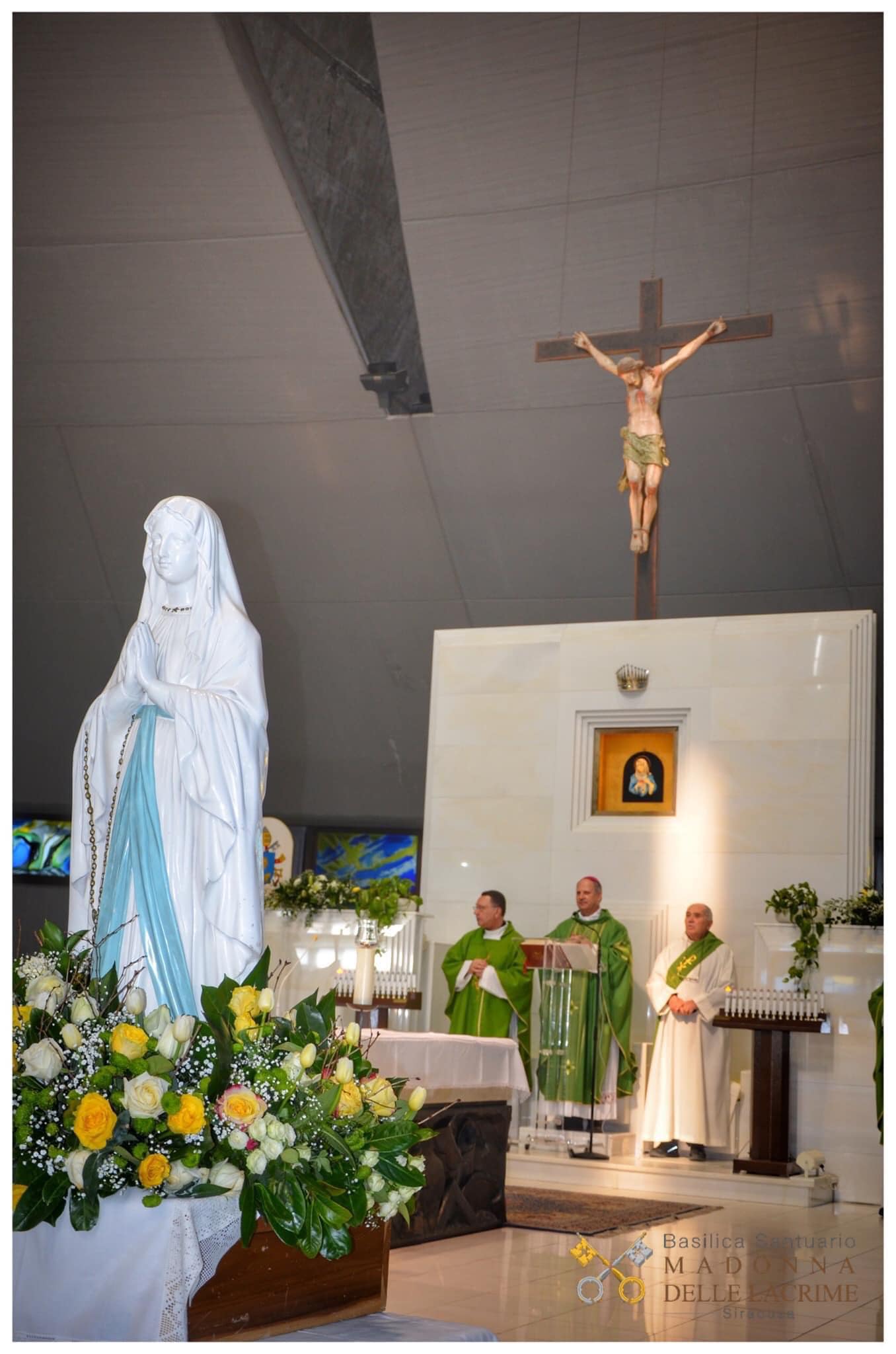 La Peregrinatio Mariae arriva al Santuario della Madonna delle Lacrime ...